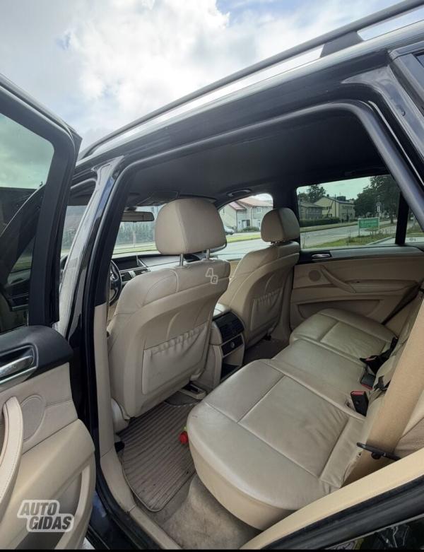 Melns BMW X5 2007 Klaipėda, ar dzinēja tilpumu 3.00 L un nobraukumu 404 tūkst. km par 6400 €, foto 8 vietnē AUTOMOTO.COM.LV