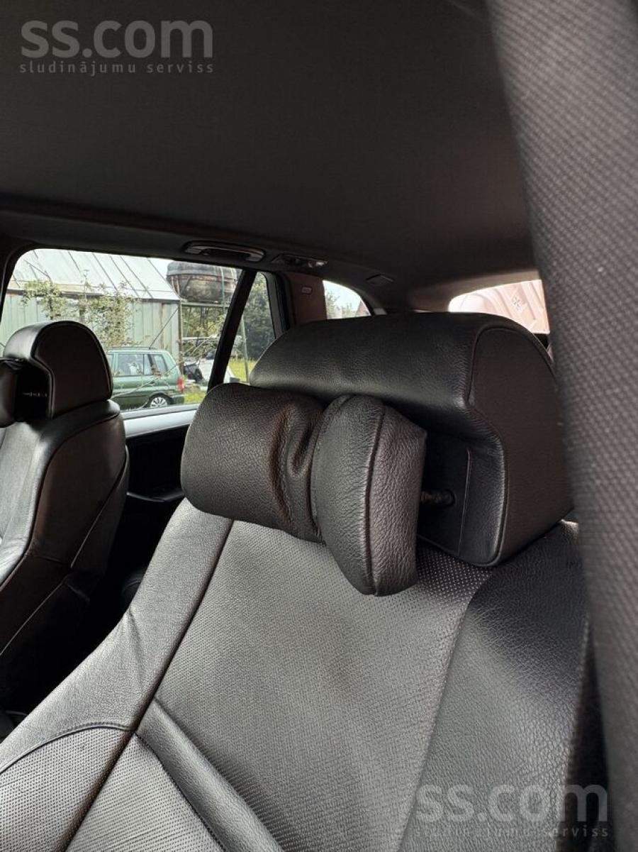 Black BMW X5 2007 in Riga, with an engine capacity of 3.00 L and mileage of 249 thousand km for 8200 €, photo 12 on AUTOMOTO.COM.LV