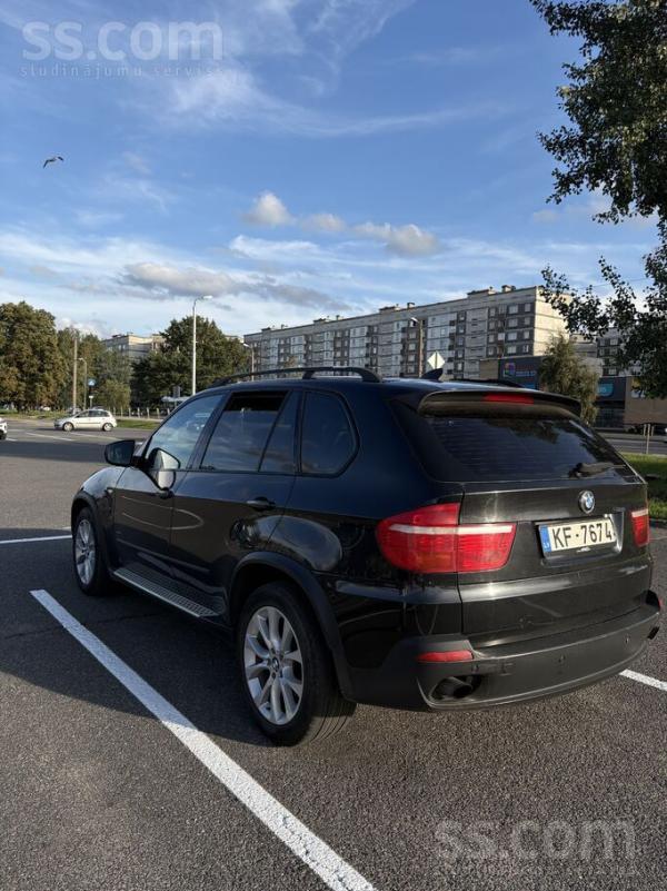Melns BMW X5 2007 Rīga, ar dzinēja tilpumu 3.00 L un nobraukumu 249 tūkst. km par 8200 €, foto 3 vietnē AUTOMOTO.COM.LV