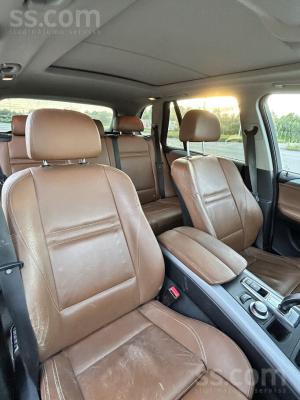 Melns BMW X5 2007 Rīga, ar dzinēja tilpumu 3.00 L un nobraukumu 570 tūkst. km par 5900 €, foto 5 vietnē AUTOMOTO.COM.LV