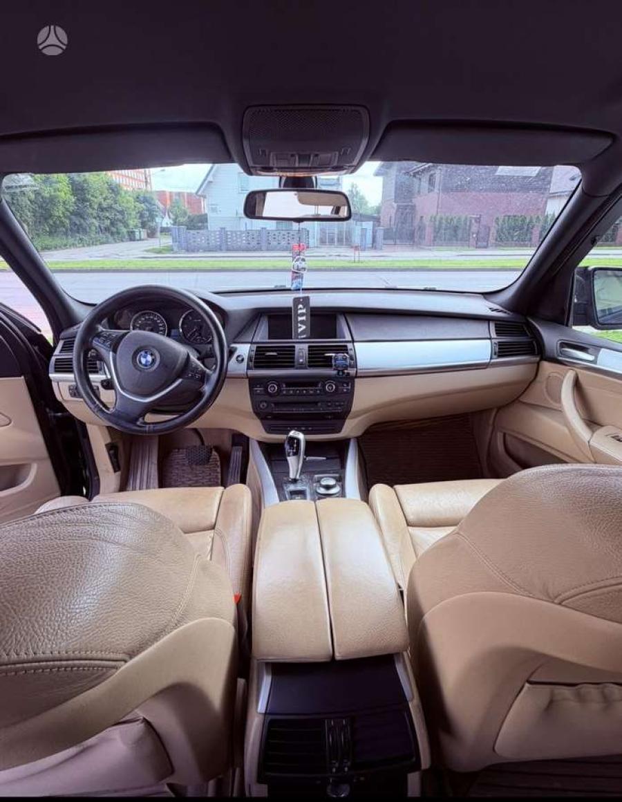 Black BMW X5 2007 in Klaipeda, with an engine capacity of 2.99 L and mileage of 404 thousand km for 6400 €, photo 10 on AUTOMOTO.COM.LV