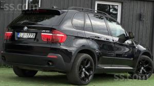 Black BMW X5 2007 in Riga, with an engine capacity of 3.00 L and mileage of 242 thousand km for 7850 €, photo 5 on AUTOMOTO.COM.LV
