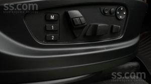Black BMW X5 2007 in Riga, with an engine capacity of 3.00 L and mileage of 242 thousand km for 7850 €, photo 14 on AUTOMOTO.COM.LV