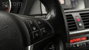 Black BMW X5 2007 in Riga, with an engine capacity of 3.00 L and mileage of 242 thousand km for 7850 €, photo 19 on AUTOMOTO.COM.LV
