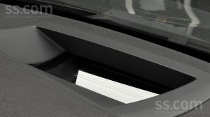 Black BMW X5 2007 in Riga, with an engine capacity of 3.00 L and mileage of 242 thousand km for 7850 €, photo 26 on AUTOMOTO.COM.LV