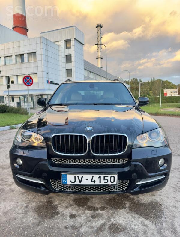 BMW X5 2007 in Riga on AUTOMOTO.COM.LV Black BMW X5 2007 in Riga, with an engine capacity of 3.00 L and mileage of 0 thousand km for 7000 €, photo 3 on AUTOMOTO.COM.LV