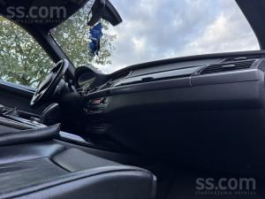 Black BMW X5 2007 in Riga, with an engine capacity of 3.00 L and mileage of 340 thousand km for 7990 €, photo 12 on AUTOMOTO.COM.LV