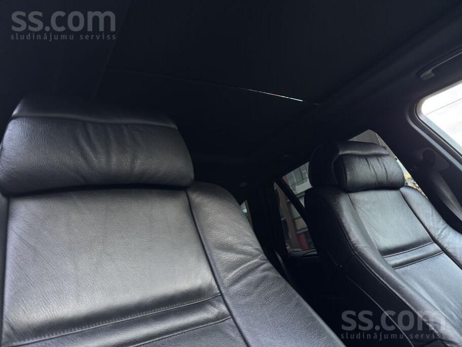 Black BMW X5 2007 in Riga, with an engine capacity of 3.00 L and mileage of 340 thousand km for 7990 €, photo 13 on AUTOMOTO.COM.LV