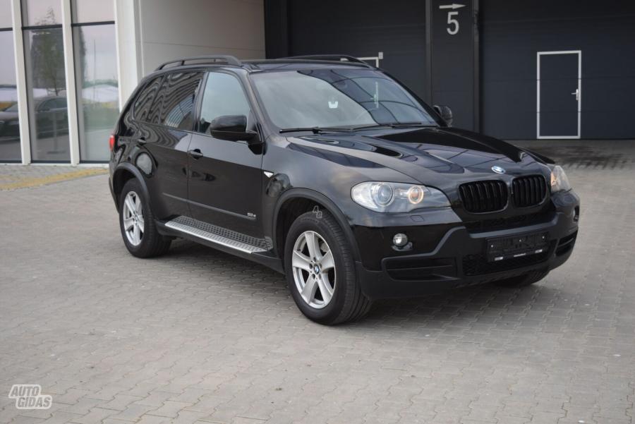 Melns BMW X5 2007 Viļņa, ar dzinēja tilpumu 3.00 L un nobraukumu 318 tūkst. km par 8250 €, foto 1 vietnē AUTOMOTO.COM.LV