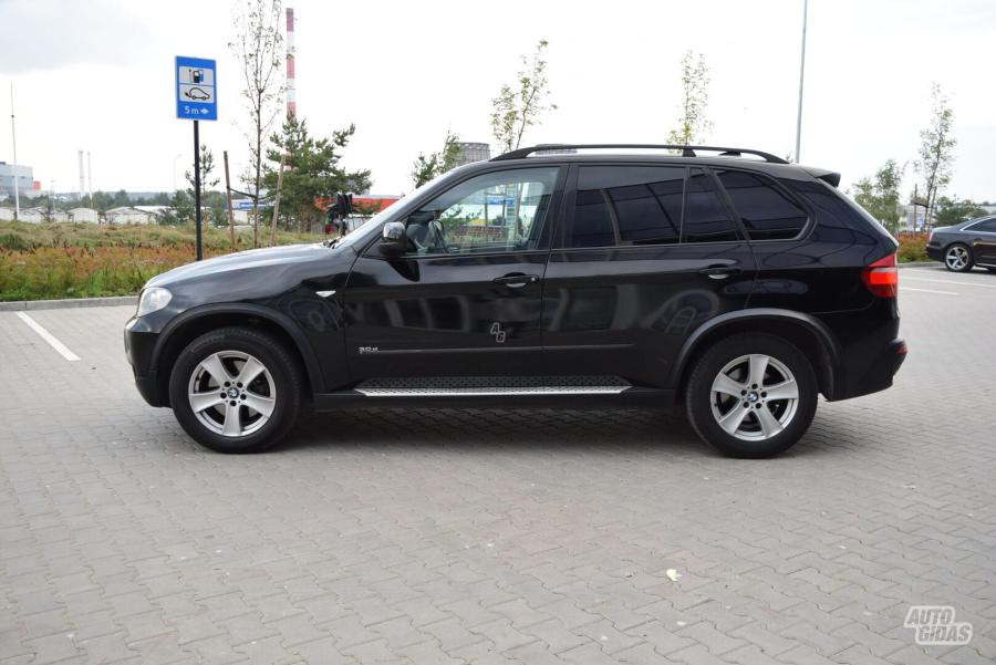 Melns BMW X5 2007 Viļņa, ar dzinēja tilpumu 3.00 L un nobraukumu 318 tūkst. km par 8250 €, foto 5 vietnē AUTOMOTO.COM.LV