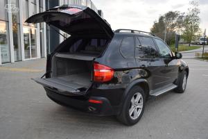 Melns BMW X5 2007 Viļņa, ar dzinēja tilpumu 3.00 L un nobraukumu 318 tūkst. km par 8250 €, foto 21 vietnē AUTOMOTO.COM.LV