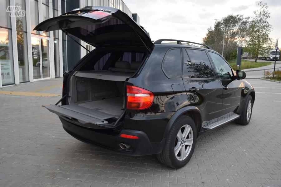 Melns BMW X5 2007 Viļņa, ar dzinēja tilpumu 3.00 L un nobraukumu 318 tūkst. km par 8250 €, foto 21 vietnē AUTOMOTO.COM.LV