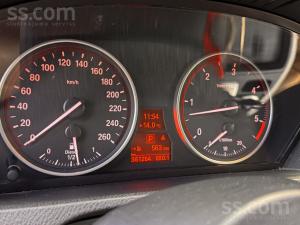 Melns BMW X5 2007 Jūrmala, ar dzinēja tilpumu 3.00 L un nobraukumu 361 tūkst. km par 8500 €, foto 8 vietnē AUTOMOTO.COM.LV