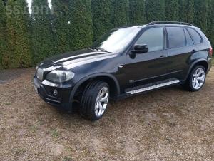 Melns BMW X5 2007 Jēkabpils, ar dzinēja tilpumu 3.00 L un nobraukumu 302 tūkst. km par 5950 €, foto 3 vietnē AUTOMOTO.COM.LV