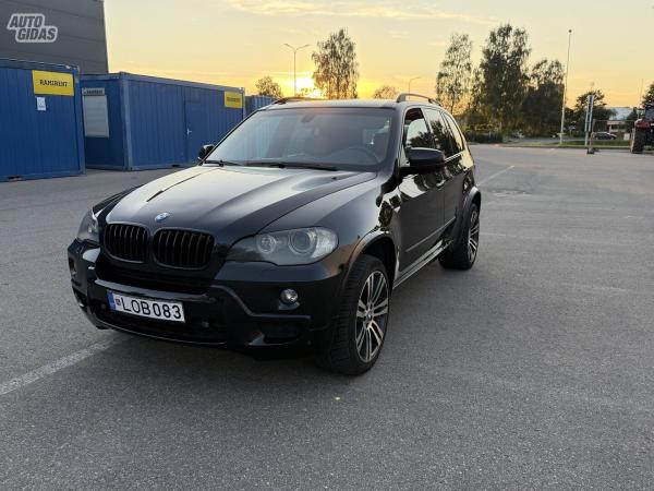 BMW X5 2007 in Utena on AUTOMOTO.COM.LV Black BMW X5 2007 in Utena, with an engine capacity of 3.00 L and mileage of 440 thousand km for 8950 €, photo 3 on AUTOMOTO.COM.LV
