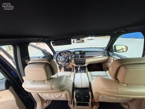 Black BMW X5 2007 in Utena, with an engine capacity of 3.00 L and mileage of 440 thousand km for 8950 €, photo 13 on AUTOMOTO.COM.LV