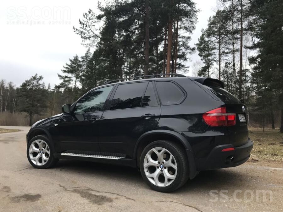 Черный БМВ Х5 2007 в Рига, объемом двигателя 3.00 л и пробегом 317 тыс. км за 8199 €, фото 3 на AUTOMOTO.COM.LV
