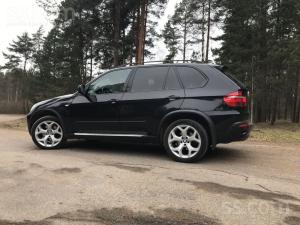 Черный БМВ Х5 2007 в Рига, объемом двигателя 3.00 л и пробегом 317 тыс. км за 8199 €, фото 5 на AUTOMOTO.COM.LV
