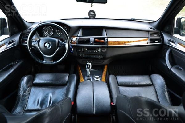 Черный БМВ Х5 2007 в Рига, объемом двигателя 3.00 л и пробегом 400 тыс. км за 8950 €, фото 9 на AUTOMOTO.COM.LV