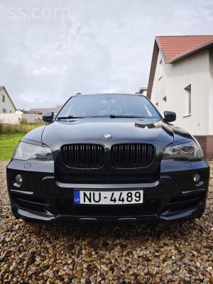 Melns BMW X5 2007 Rēzekne, ar dzinēja tilpumu 3.00 L un nobraukumu 385 tūkst. km par 8300 €, foto 1 vietnē AUTOMOTO.COM.LV