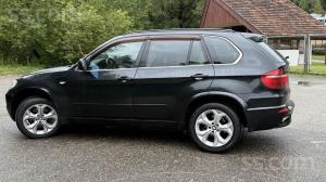 Melns BMW X5 2007 Rīga, ar dzinēja tilpumu 3.00 L un nobraukumu 378 tūkst. km par 8250 €, foto  vietnē AUTOMOTO.COM.LV