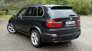 Melns BMW X5 2007 Rīga, ar dzinēja tilpumu 3.00 L un nobraukumu 378 tūkst. km par 8250 €, foto 3 vietnē AUTOMOTO.COM.LV