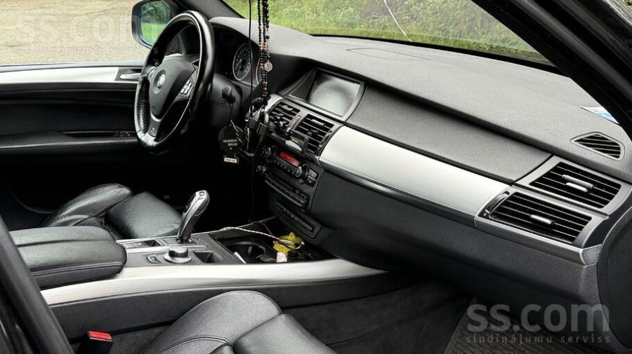 Melns BMW X5 2007 Rīga, ar dzinēja tilpumu 3.00 L un nobraukumu 378 tūkst. km par 8250 €, foto 12 vietnē AUTOMOTO.COM.LV