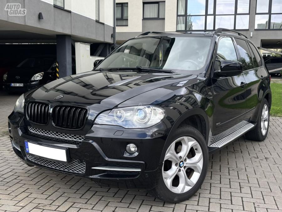 Black BMW X5 2007 in Kaunas, with an engine capacity of 3.00 L and mileage of 240 thousand km for 6950 €, photo 3 on AUTOMOTO.COM.LV