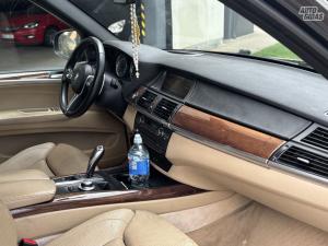 Black BMW X5 2007 in Kaunas, with an engine capacity of 3.00 L and mileage of 240 thousand km for 6950 €, photo 20 on AUTOMOTO.COM.LV