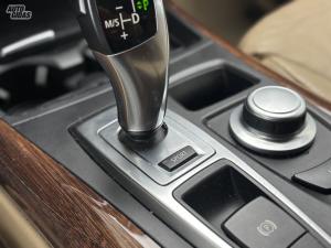 Black BMW X5 2007 in Kaunas, with an engine capacity of 3.00 L and mileage of 240 thousand km for 6950 €, photo 24 on AUTOMOTO.COM.LV