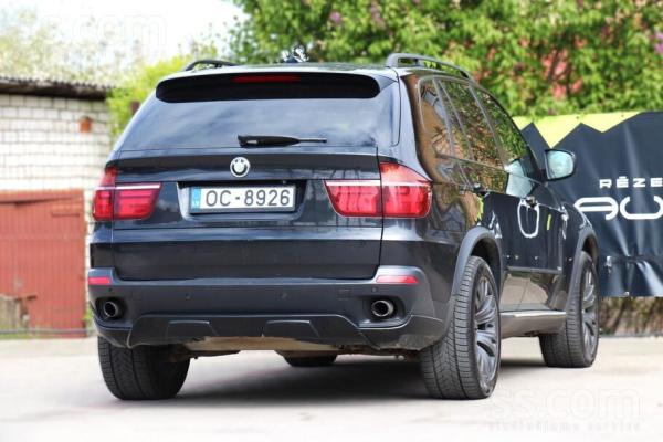 Melns BMW X5 2008 Rēzekne, ar dzinēja tilpumu 3.00 L un nobraukumu 314 tūkst. km par 62300 €, foto 6 vietnē AUTOMOTO.COM.LV