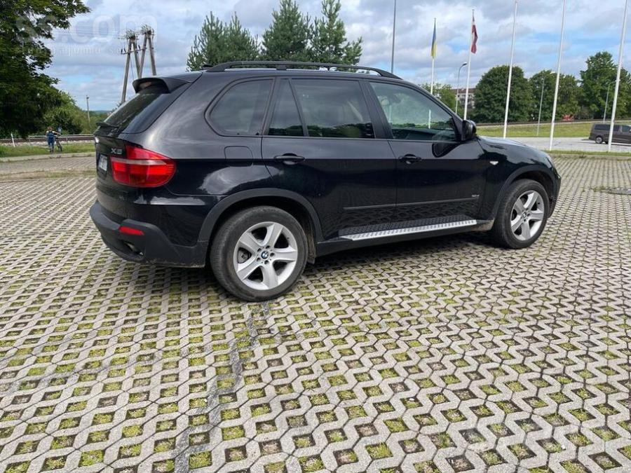 Melns BMW X5 2008 Cēsis, ar dzinēja tilpumu 3.00 L un nobraukumu 213 tūkst. km par 11500 €, foto 5 vietnē AUTOMOTO.COM.LV