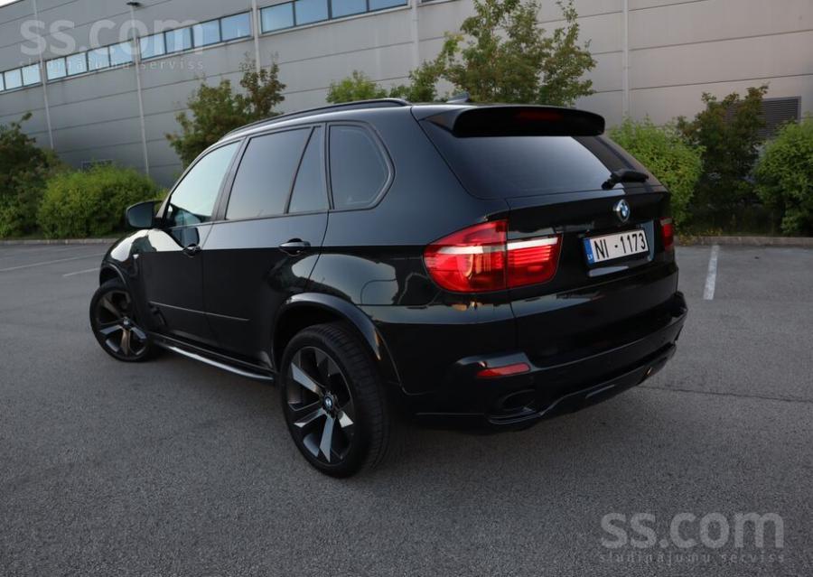 Melns BMW X5 2008 Rīga, ar dzinēja tilpumu 3.00 L un nobraukumu 270 tūkst. km par 11490 €, foto 4 vietnē AUTOMOTO.COM.LV