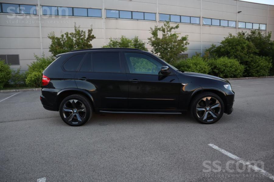 Melns BMW X5 2008 Rīga, ar dzinēja tilpumu 3.00 L un nobraukumu 270 tūkst. km par 11490 €, foto 5 vietnē AUTOMOTO.COM.LV