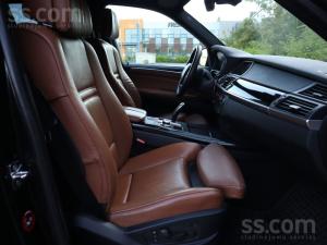 Melns BMW X5 2008 Rīga, ar dzinēja tilpumu 3.00 L un nobraukumu 270 tūkst. km par 11490 €, foto 13 vietnē AUTOMOTO.COM.LV