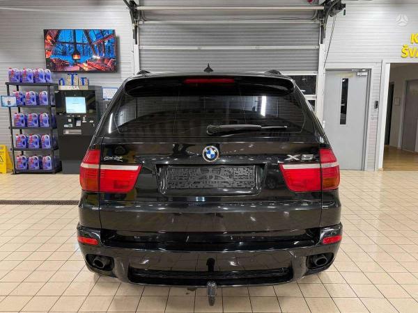 Melns BMW X5 2008 Viļņa, ar dzinēja tilpumu 2.99 L un nobraukumu 323 tūkst. km par 9000 €, foto 5 vietnē AUTOMOTO.COM.LV
