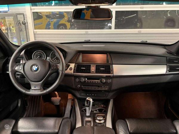 Melns BMW X5 2008 Viļņa, ar dzinēja tilpumu 2.99 L un nobraukumu 323 tūkst. km par 9000 €, foto 10 vietnē AUTOMOTO.COM.LV