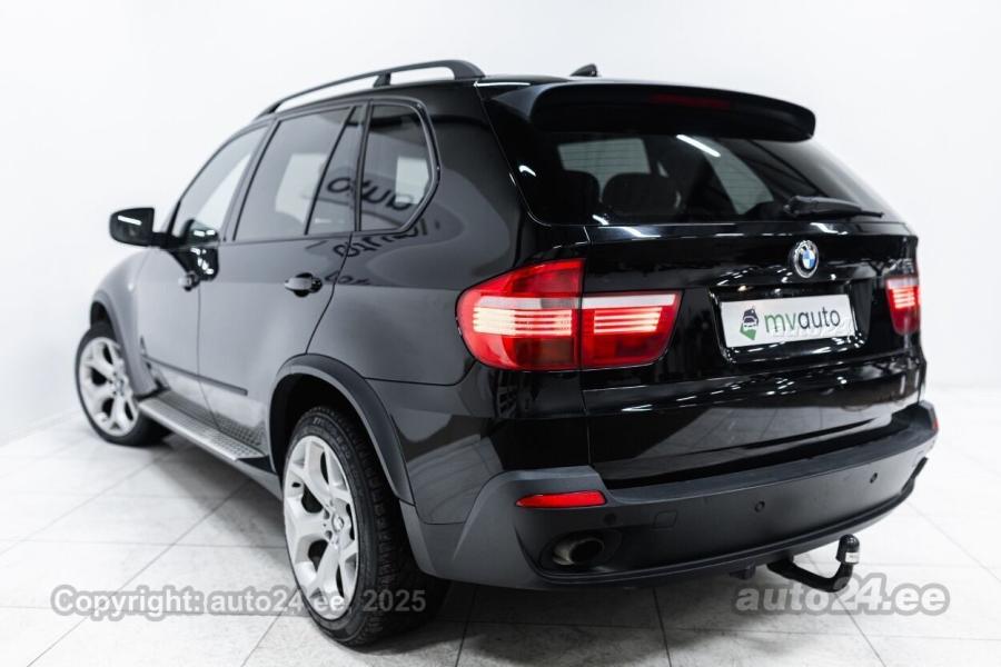 Black BMW X5 2008 in Tallinn, with an engine capacity of 3.00 L and mileage of 372 thousand km for 7700 €, photo 8 on AUTOMOTO.COM.LV