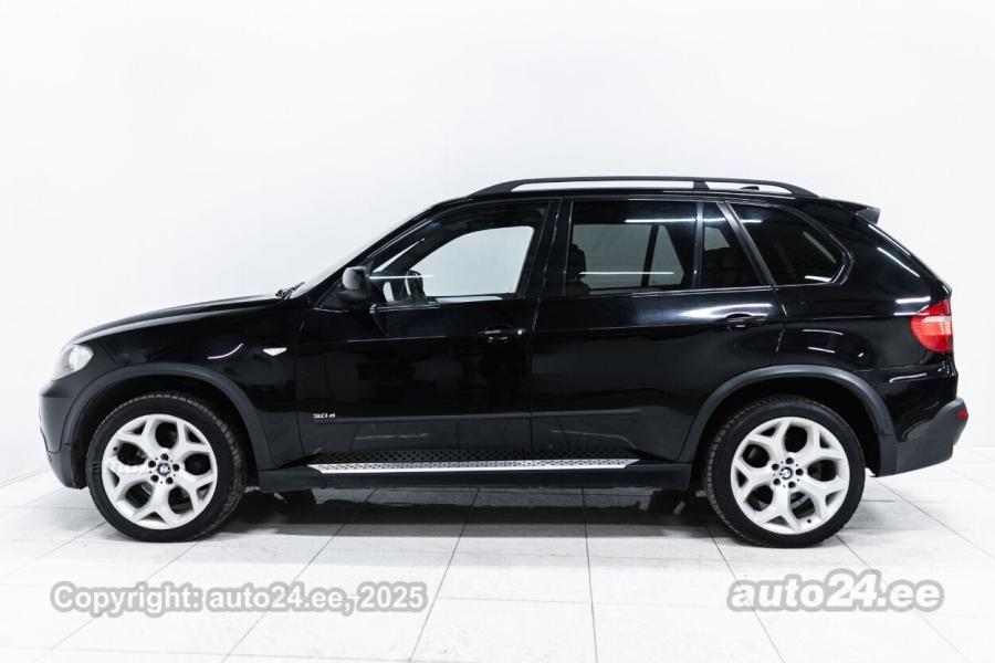 Black BMW X5 2008 in Tallinn, with an engine capacity of 3.00 L and mileage of 372 thousand km for 7700 €, photo 9 on AUTOMOTO.COM.LV