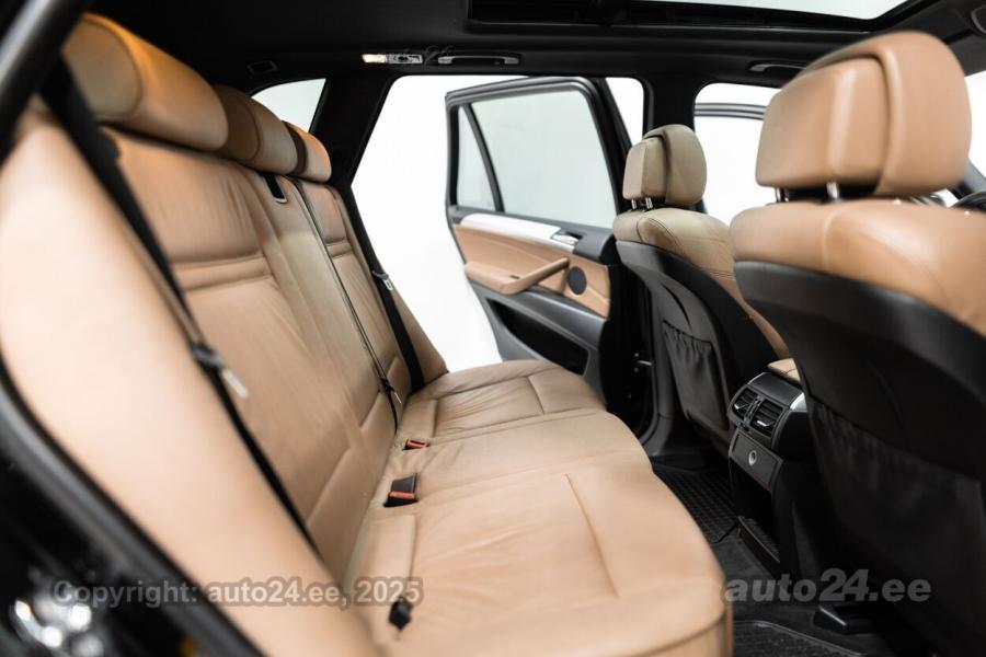 Black BMW X5 2008 in Tallinn, with an engine capacity of 3.00 L and mileage of 372 thousand km for 7700 €, photo 17 on AUTOMOTO.COM.LV