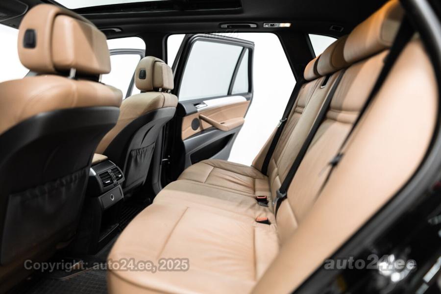 Black BMW X5 2008 in Tallinn, with an engine capacity of 3.00 L and mileage of 372 thousand km for 7700 €, photo 19 on AUTOMOTO.COM.LV