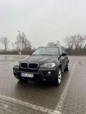 Black BMW X5 2008 in Marijampole, with an engine capacity of 2.99 L and mileage of 314 thousand km for 7850 €, photo 2 on AUTOMOTO.COM.LV