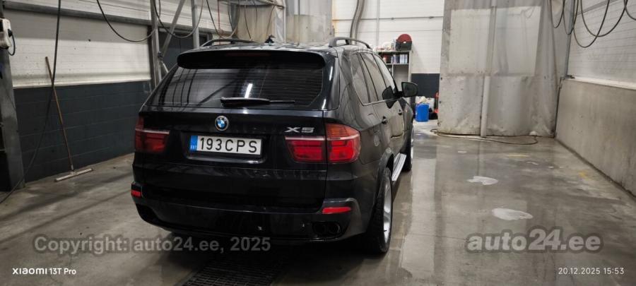 Melns BMW X5 2008 Tallina, ar dzinēja tilpumu 4.80 L un nobraukumu 244 tūkst. km par 11000 €, foto 1 vietnē AUTOMOTO.COM.LV
