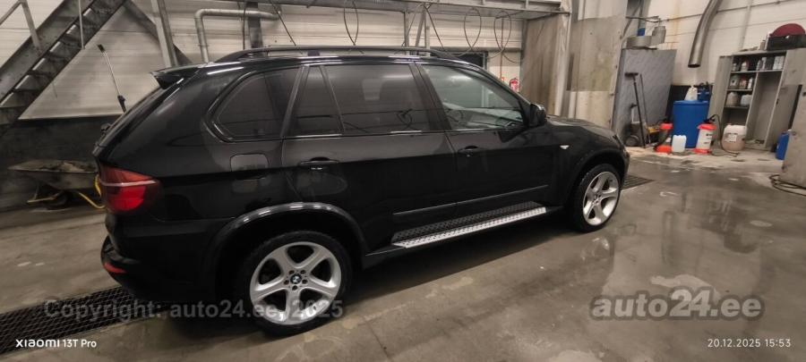 Melns BMW X5 2008 Tallina, ar dzinēja tilpumu 4.80 L un nobraukumu 244 tūkst. km par 11000 €, foto 2 vietnē AUTOMOTO.COM.LV