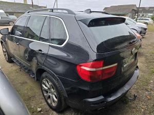 Melns BMW X5 2008 Tauragė, ar dzinēja tilpumu 2.99 L un nobraukumu 338 tūkst. km par 4900 €, foto 4 vietnē AUTOMOTO.COM.LV