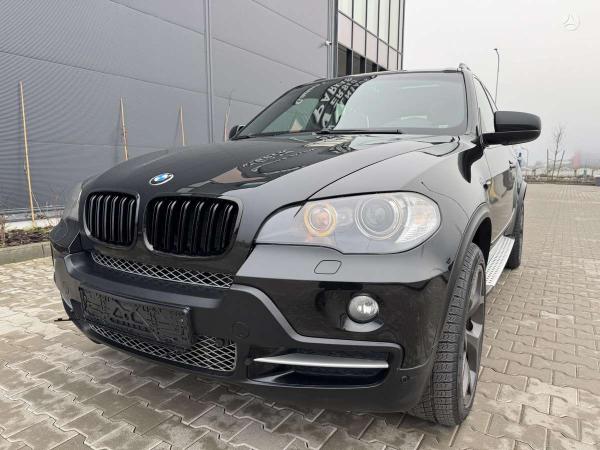 Melns BMW X5 2008 Viļņa, ar dzinēja tilpumu 2.99 L un nobraukumu 319 tūkst. km par 9999 €, foto 1 vietnē AUTOMOTO.COM.LV