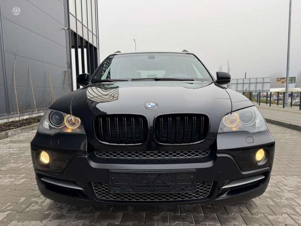 Melns BMW X5 2008 Viļņa, ar dzinēja tilpumu 2.99 L un nobraukumu 319 tūkst. km par 9999 €, foto 2 vietnē AUTOMOTO.COM.LV