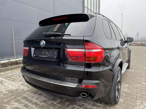 Melns BMW X5 2008 Viļņa, ar dzinēja tilpumu 2.99 L un nobraukumu 319 tūkst. km par 9999 €, foto 4 vietnē AUTOMOTO.COM.LV