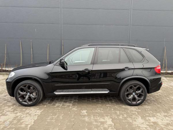 Melns BMW X5 2008 Viļņa, ar dzinēja tilpumu 2.99 L un nobraukumu 319 tūkst. km par 9999 €, foto 5 vietnē AUTOMOTO.COM.LV