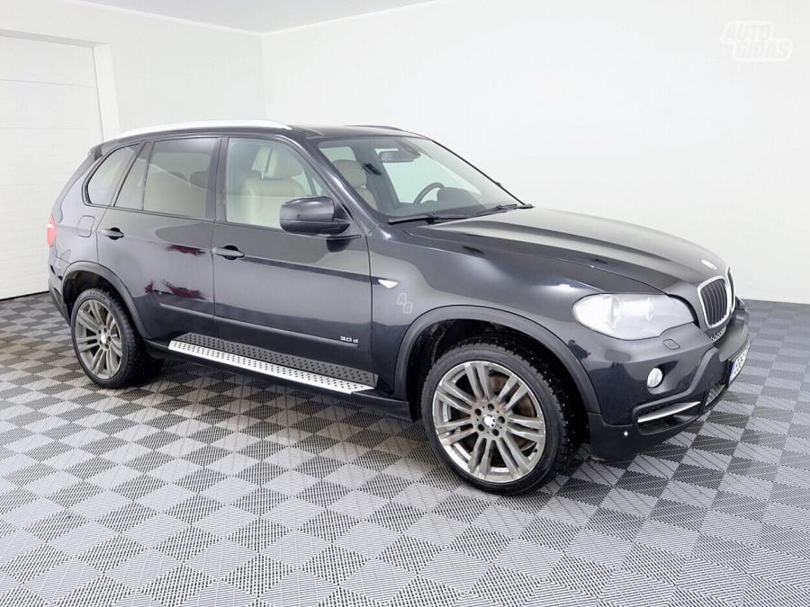 Melns BMW X5 2008 Tallina, ar dzinēja tilpumu 3.00 L un nobraukumu 439 tūkst. km par 5699 €, foto 1 vietnē AUTOMOTO.COM.LV